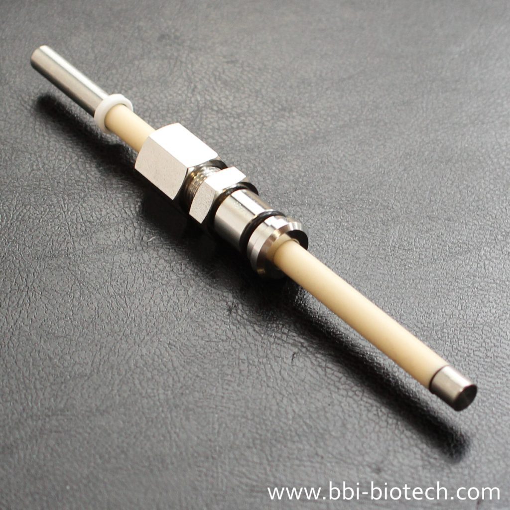 Adapter for 6 mm level probes or dip tubes for harvesting in 11 mm ...